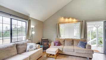 Casa (2 Bedrooms) | Interior