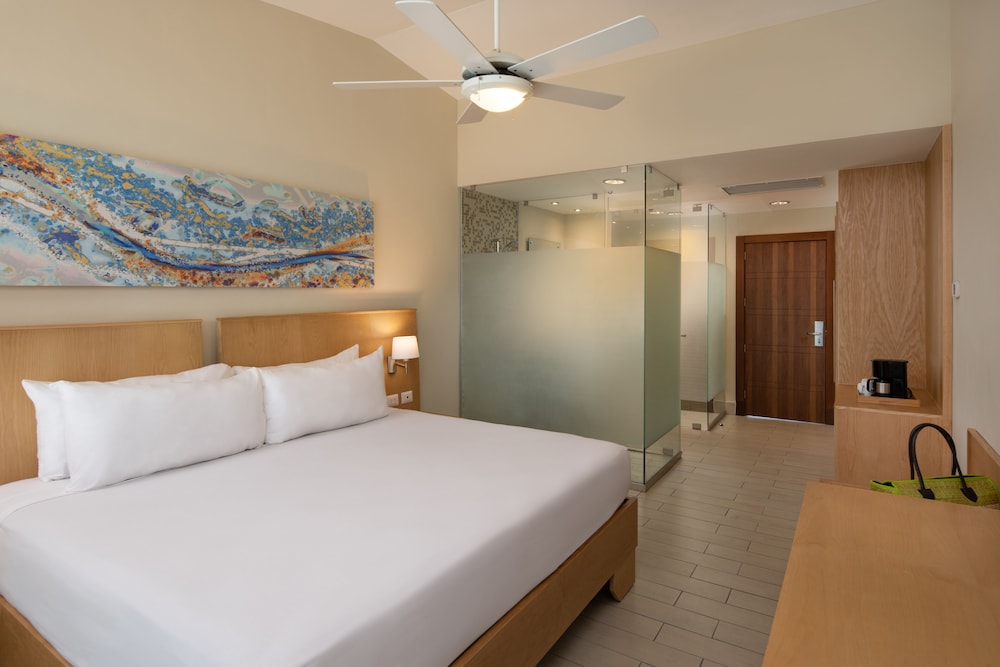 Junior Suite At Lifestyle Tropical Beach Resort & Spa - Caribbean