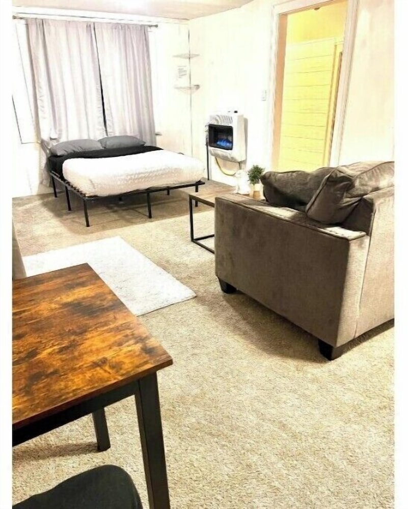 Two Bedroom Villa Studio With Fireplace & Living Room - Detroit, MI