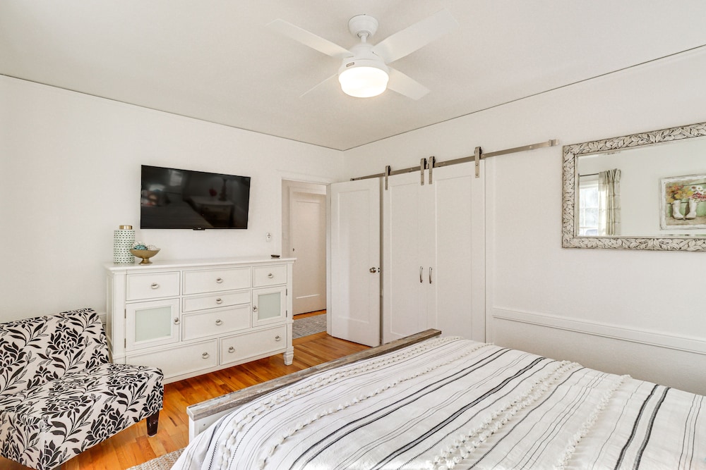 < 1 Mi To Midtown: Pet-friendly Home In Reno! - Reno, NV