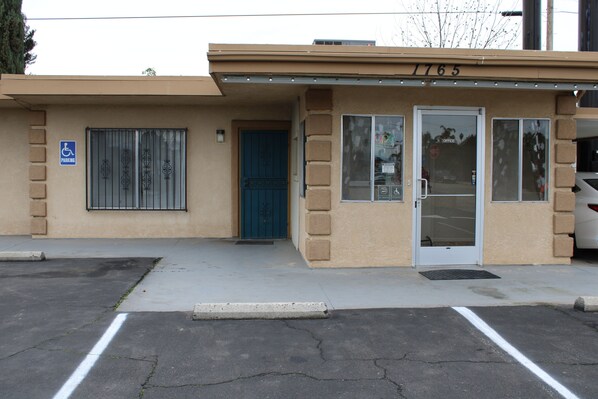 Fachada da propriedade