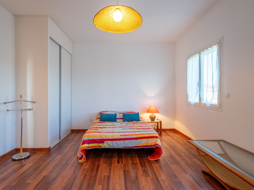 Maison Des Pins Parasol By Interhome - Gruissan