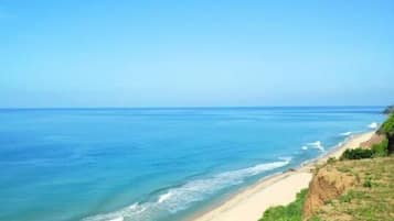 Uma praia privada, praia de areia branca