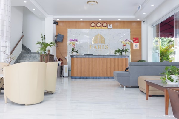 Paris Hotel - Châu Đốc