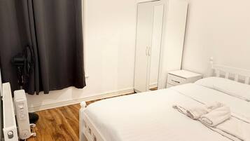 Standard King Room | Ferro/tábua de engomar