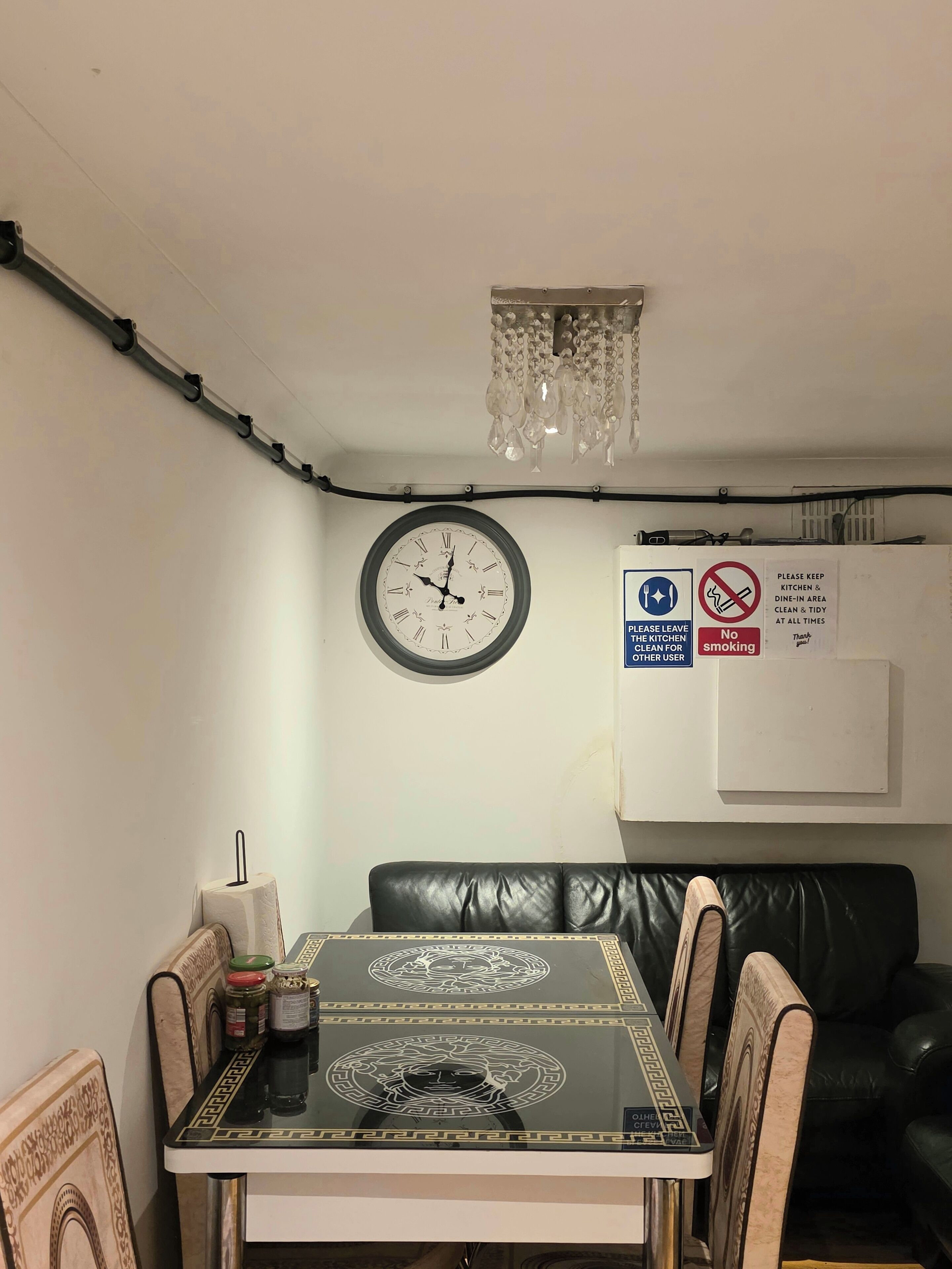 Standard Family Room for 4 | Ferro/tábua de engomar 