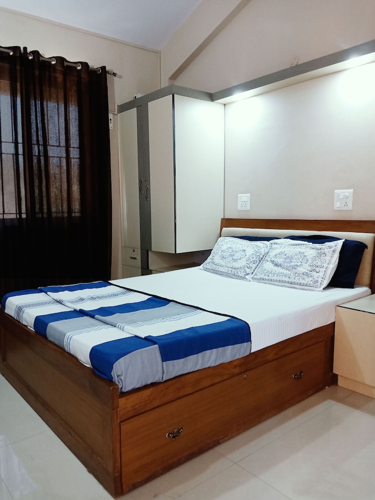 One BHK Terraced Apartment at a short walk to Benaulim Beach - Benaulim ...