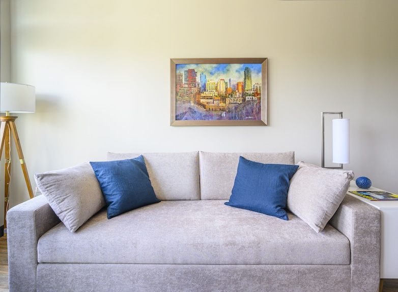 Revisn Executive Downtown Raleigh Apartment - Raleigh, NC