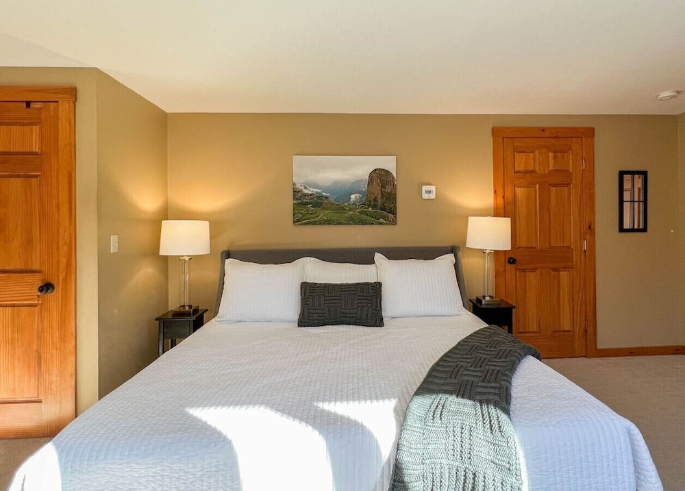 Walker Mtn. House | Walk to River | 2 Main Suites - Glen | Vrbo