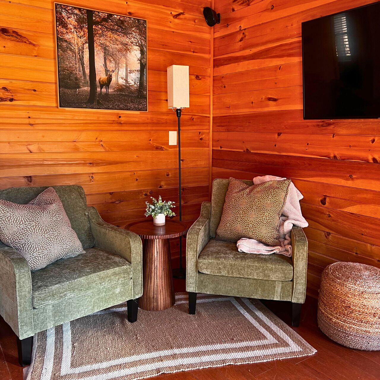 Charming Western Nc Riverside Cabin Steps Away From The Green River Gamelands - Tryon, NC