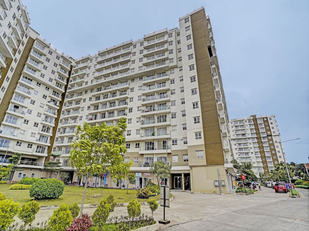 Oyo Life 93065 Apartemen Gateway Pasteur By Glory Rent - Cimahi