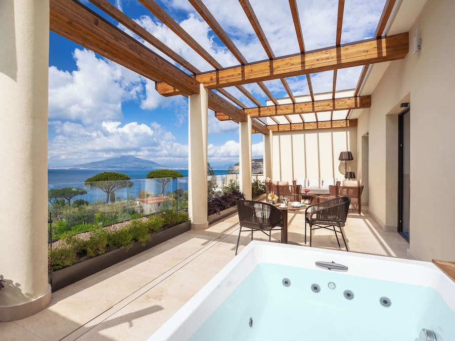 Suite Meraviglia | Roupas de cama premium, edredons de pluma, cofres nos quartos