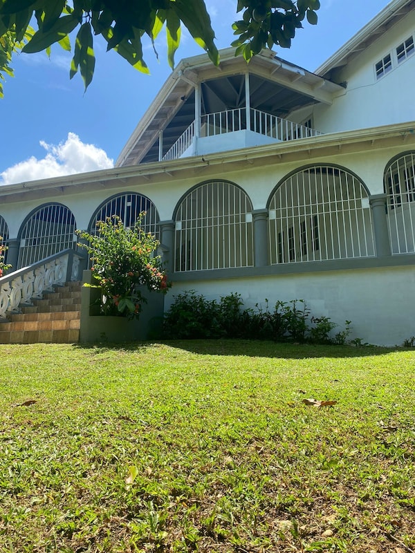 Lachemar Guest House - Ocho Rios