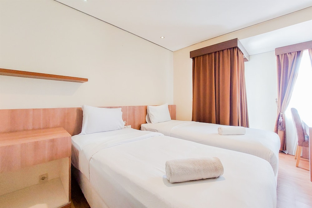 Best Homey And Nice Studio At Great Western Resort Apartment - Jakarta