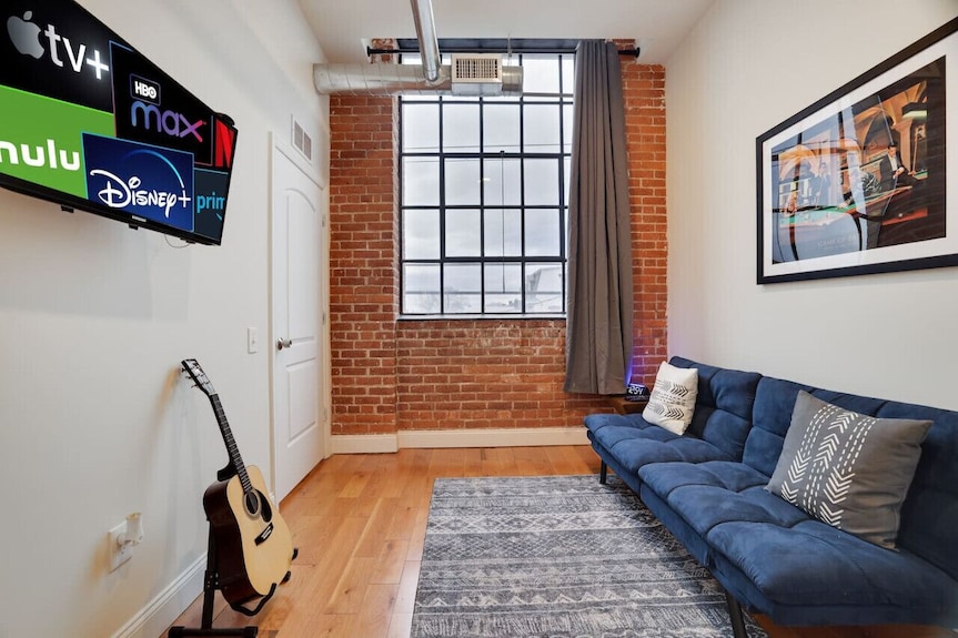 Modern Living - King Suite - 艾倫敦