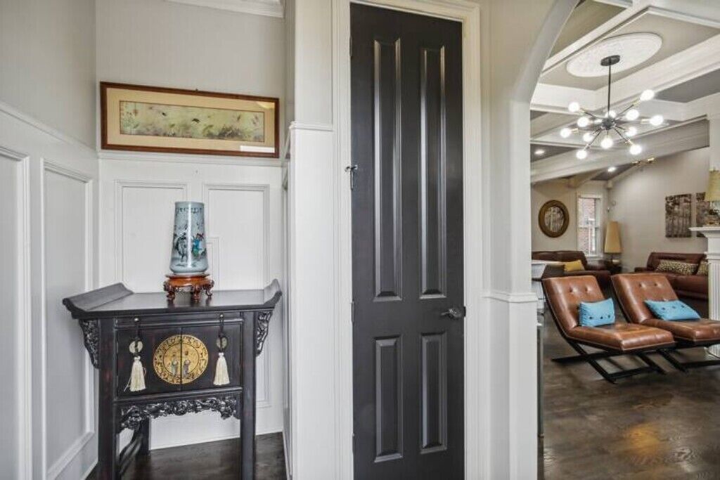 Castle House With Rooftop Views In Old Forth Ward Atlanta - Atlanta, GA