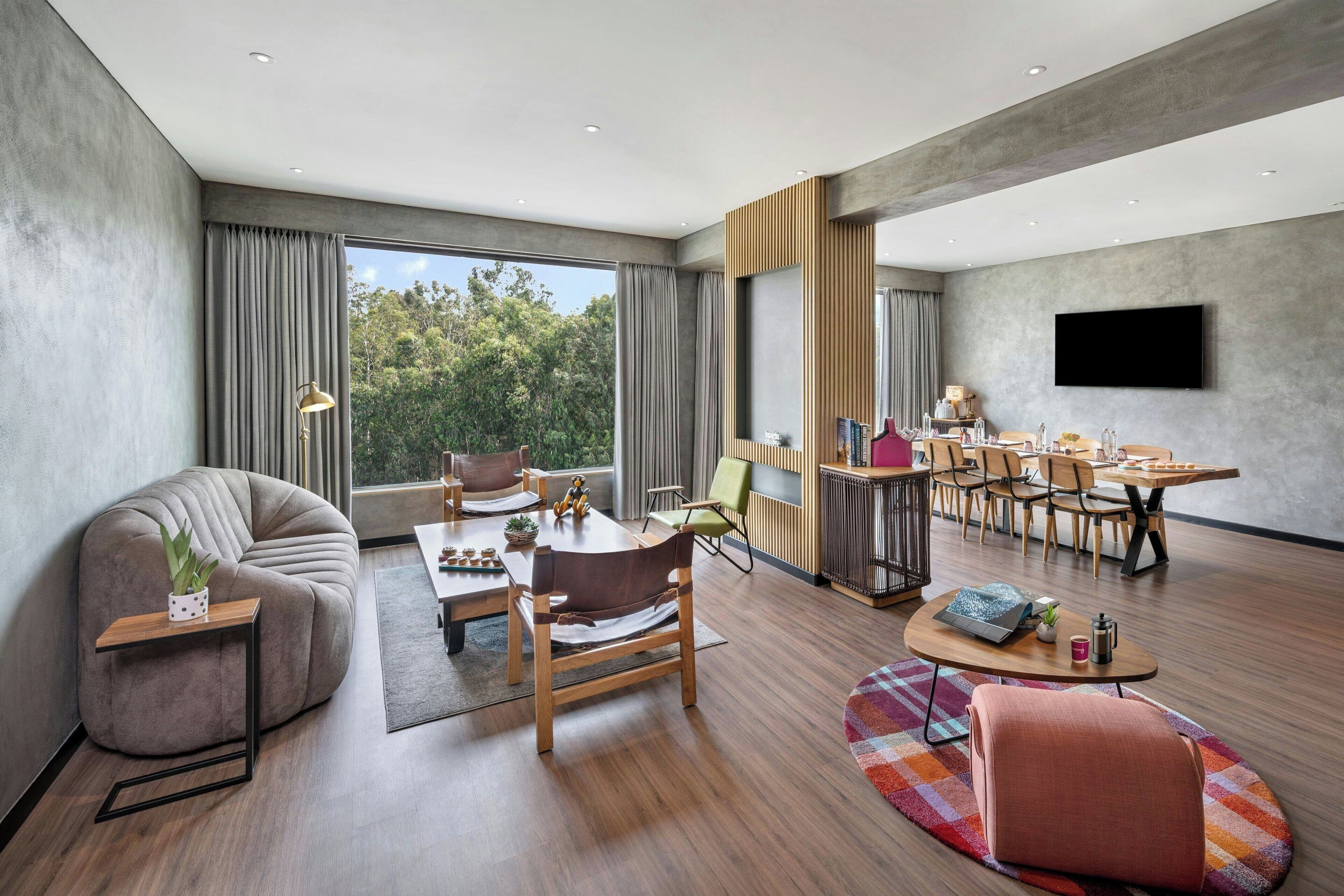 2 bares/lounges, bar ao lado da piscina