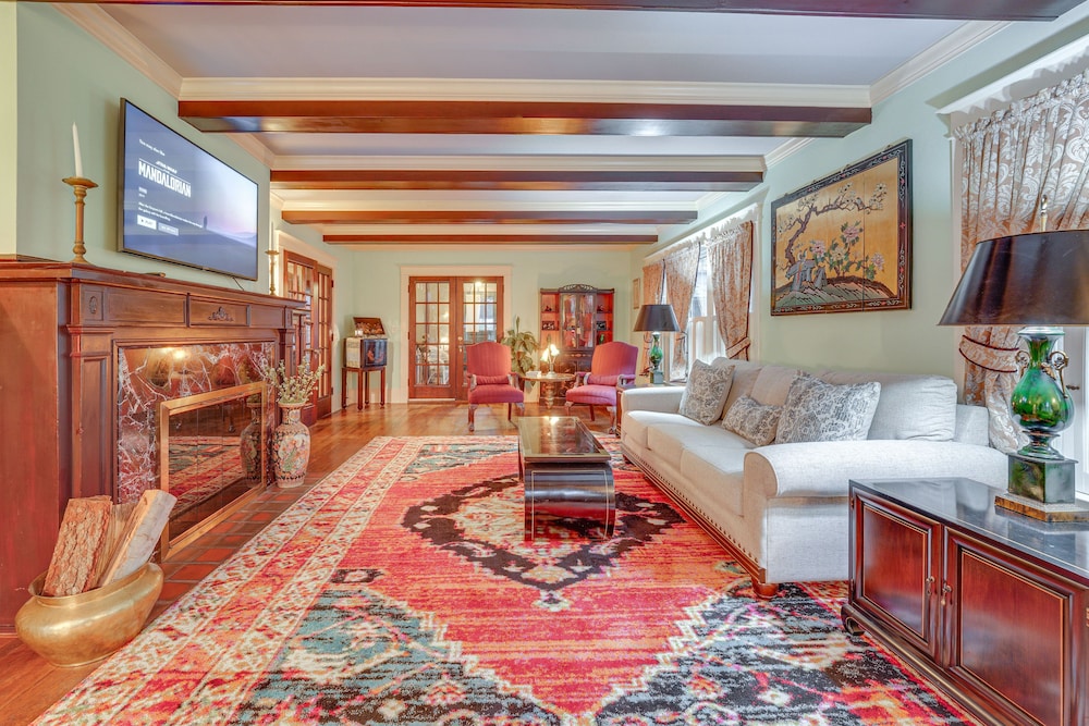 Spacious Jamestown Home Near Nat'l Comedy Center! - Jamestown