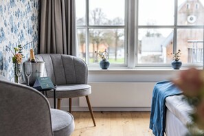 Quarto casal superior | Roupas de cama premium, frigobar, individualmente decorados