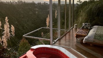 Roupas de cama premium, Wi-Fi de cortesia, roupa de cama