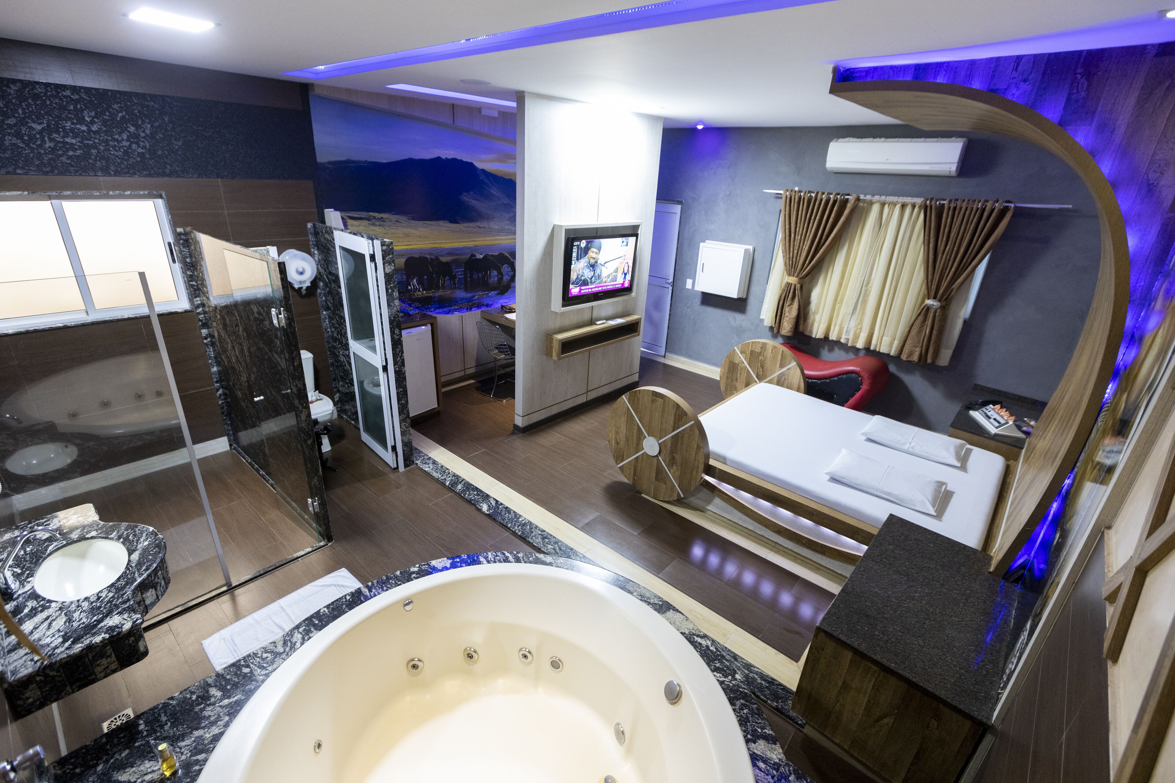 Quarto Exclusivo | Minibar, secretária, quartos insonorizados, Wi-fi grátis 