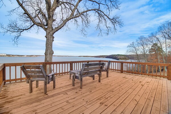 Grand Lake Views: Pet-friendly Jay Getaway! - Oklahoma