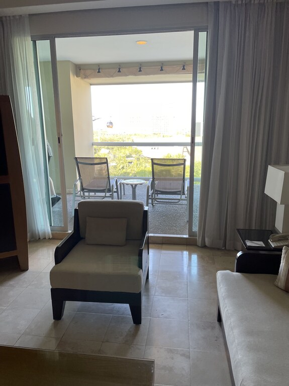 Ocean Front Vidanta Resort With Beautiful 2 Bed 2 Bath Suite,pools,spa,gym,golf! - Puerto Vallarta