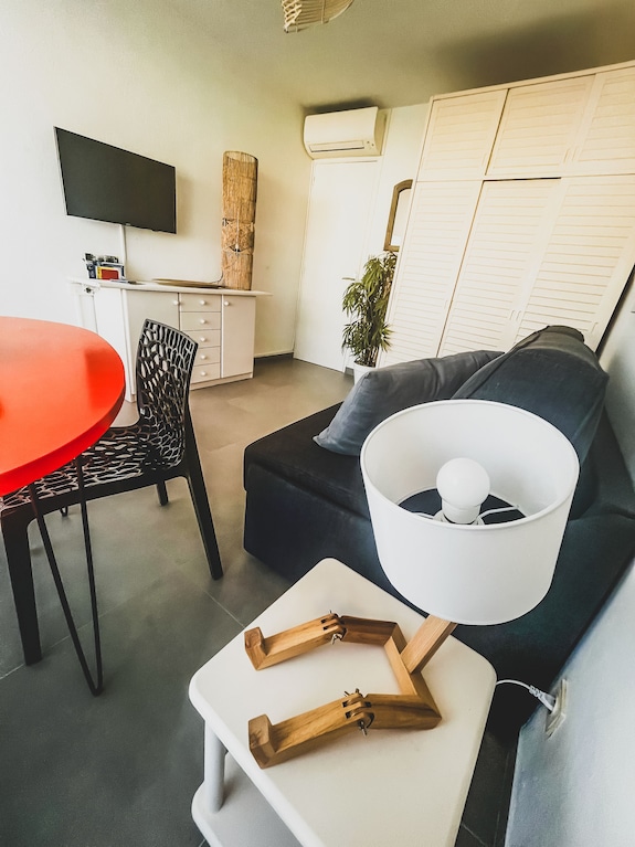 Rivage De Rêve Dans Un Magnifique Appartement Situé à Hyères Plage ! - Hyères