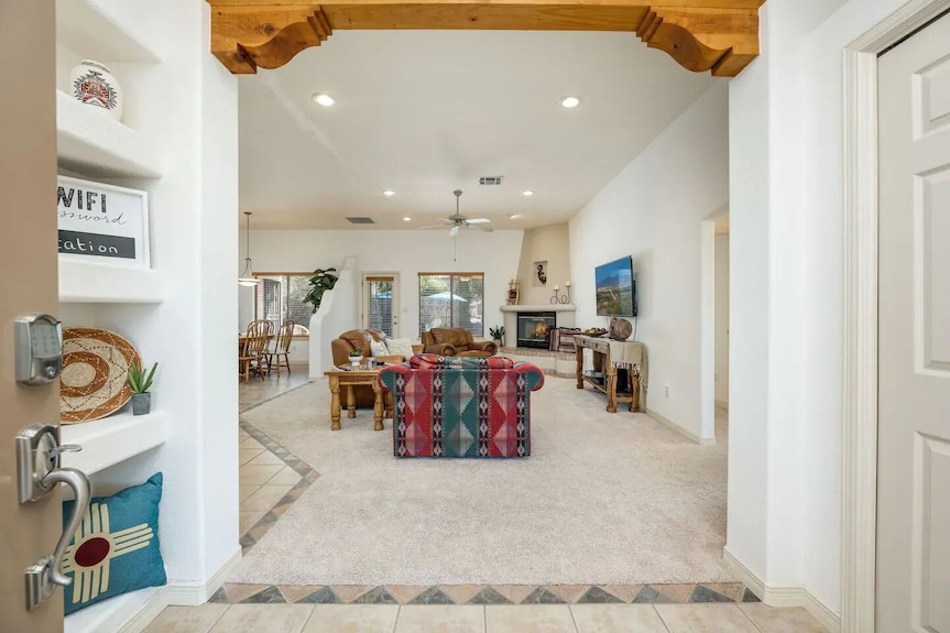 Las Cruces Southwest Charm With Pool, Hot Tub & Mountain Views - Las Cruces, NM