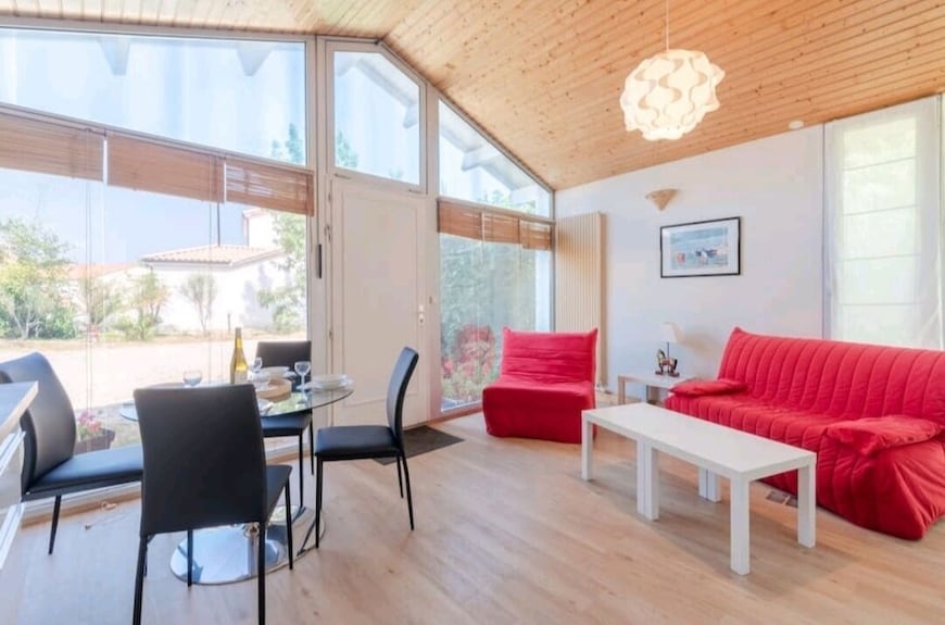 Maison Au Calme Et Ensoleillée, Proche Des Commerces, Du Golf Et De La Mer. - Pornic