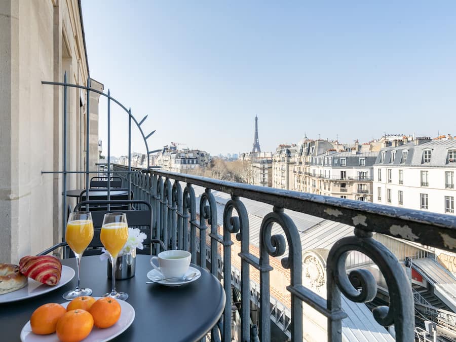 Double Room with Balcony | Varanda