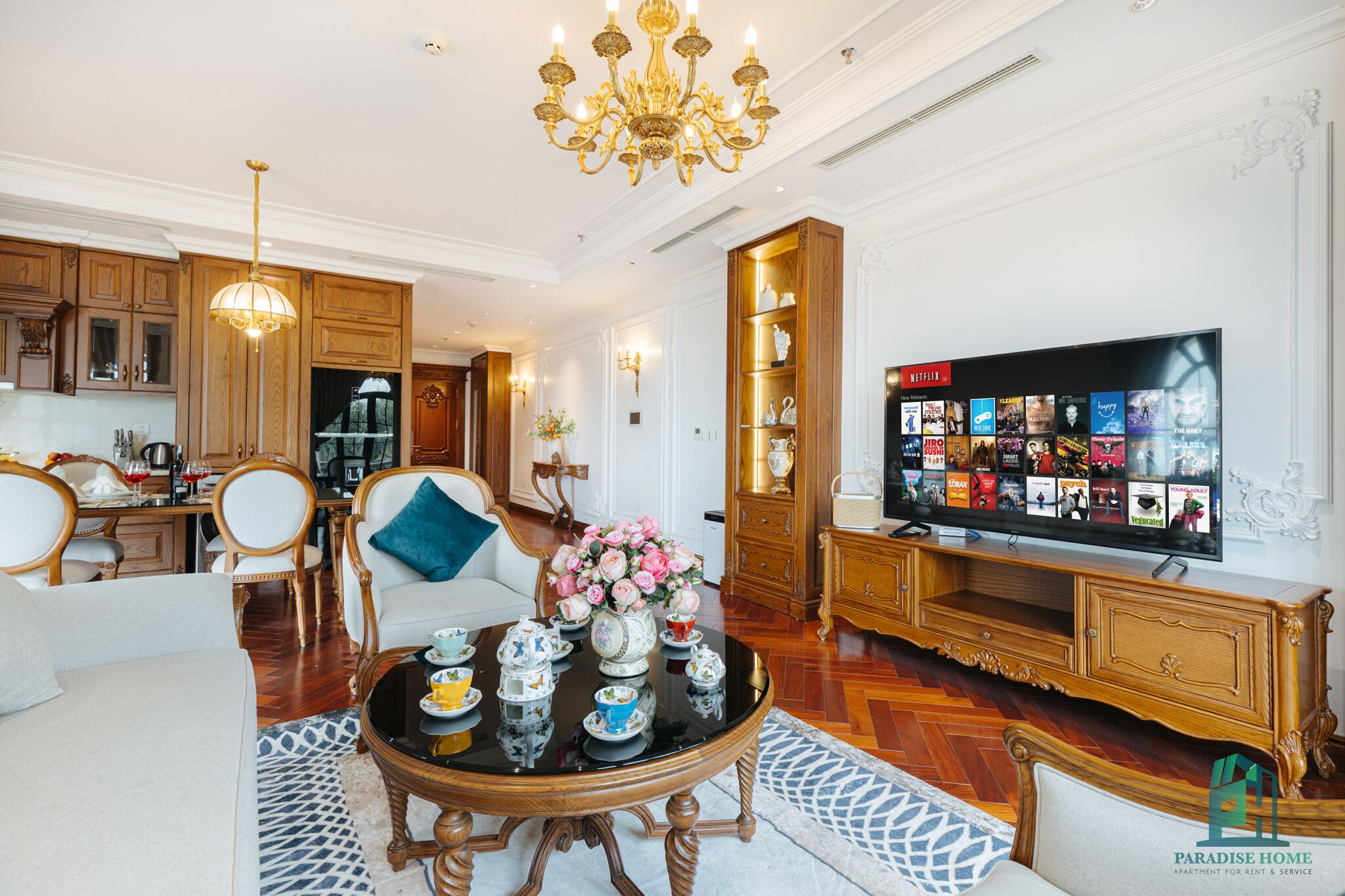 Apartamento Exclusivo | Sala de estar | Smart TV de 60 polegadas com canais digitais 