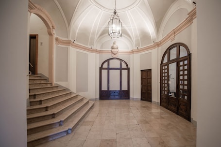 Entrada (vista interior)