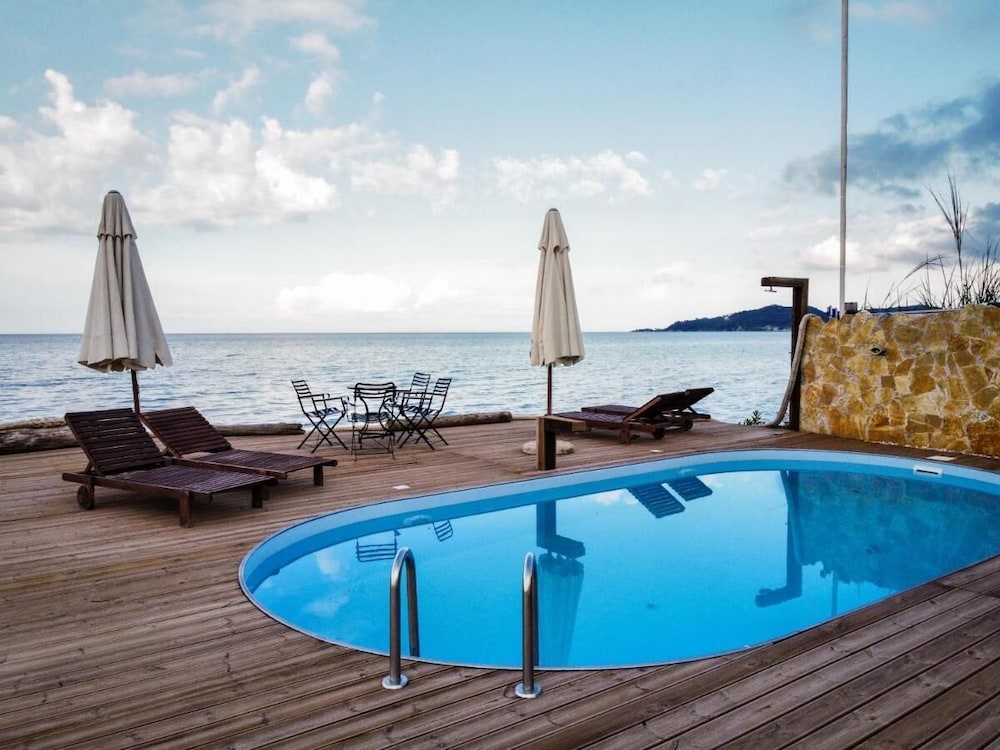 Seashore Stream Suites - Zakynthos