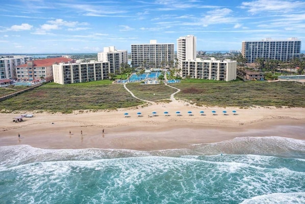 Apartamento, 2 quartos | Praia | Na praia