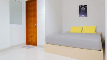 Escrivaninha, Wi-Fi de cortesia, roupa de cama