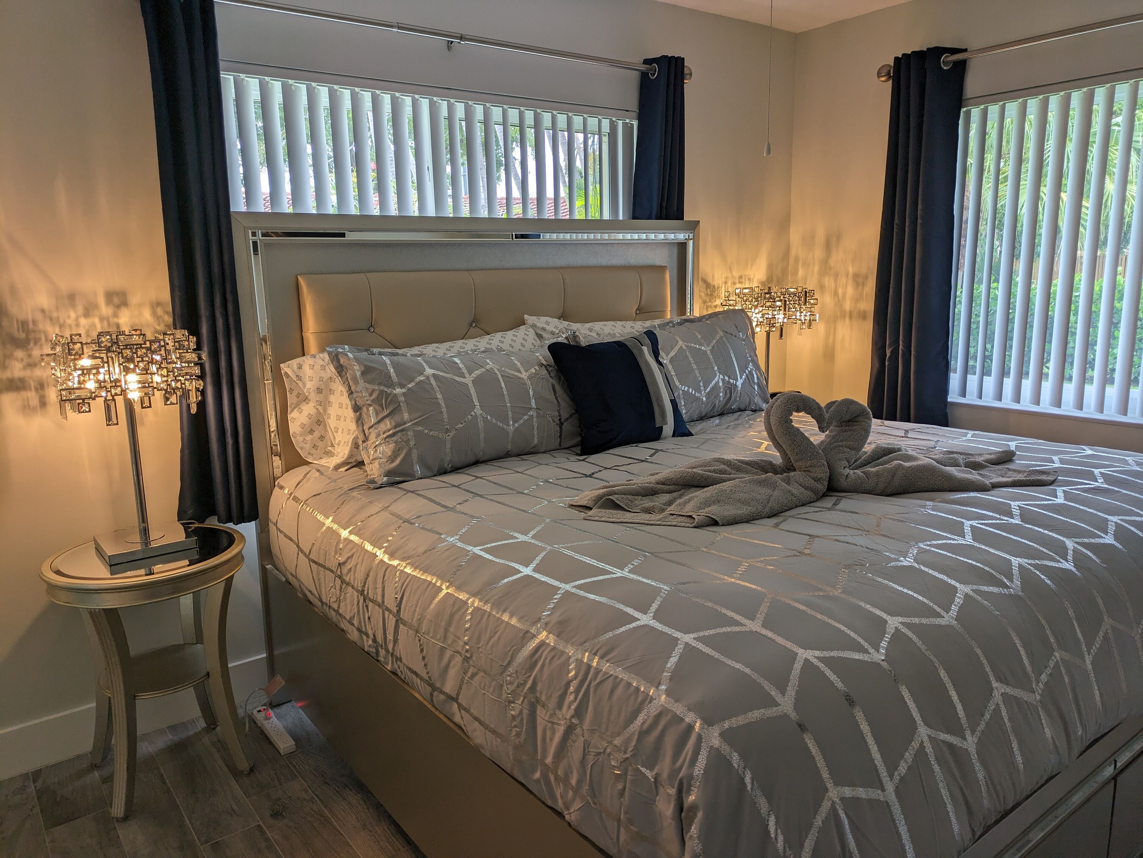 Posh Paradise! Shared Heated Pool, Hot Spa! Minutes To Beach! - Margate, FL