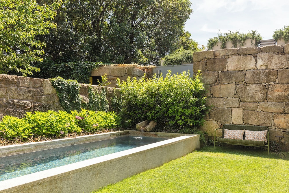 Vandoma Living Suites - Porto