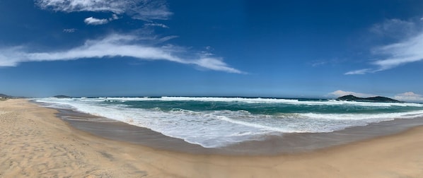 Casa Lua de Mel, acesso à piscina | Praia | Na praia, praia de areia branca