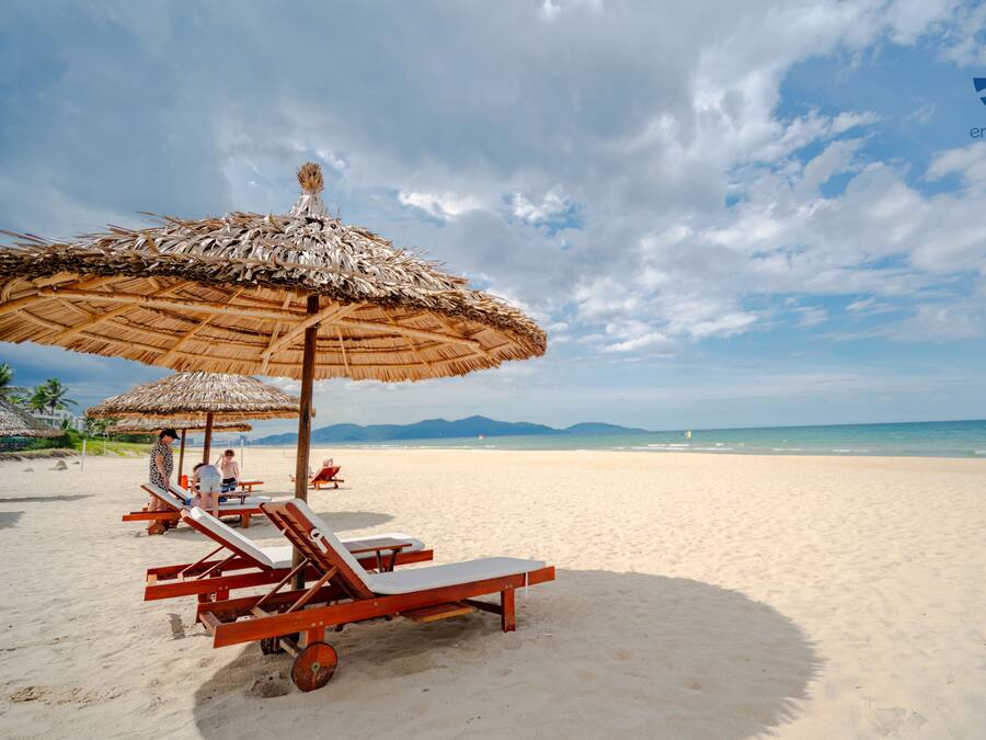 Praia particular, areia branca