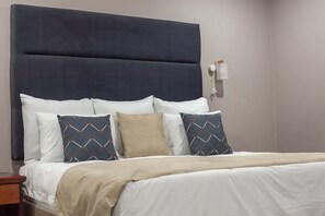 Quarto Standard | Secretária adequada para computadores portáteis, Wi-fi grátis 