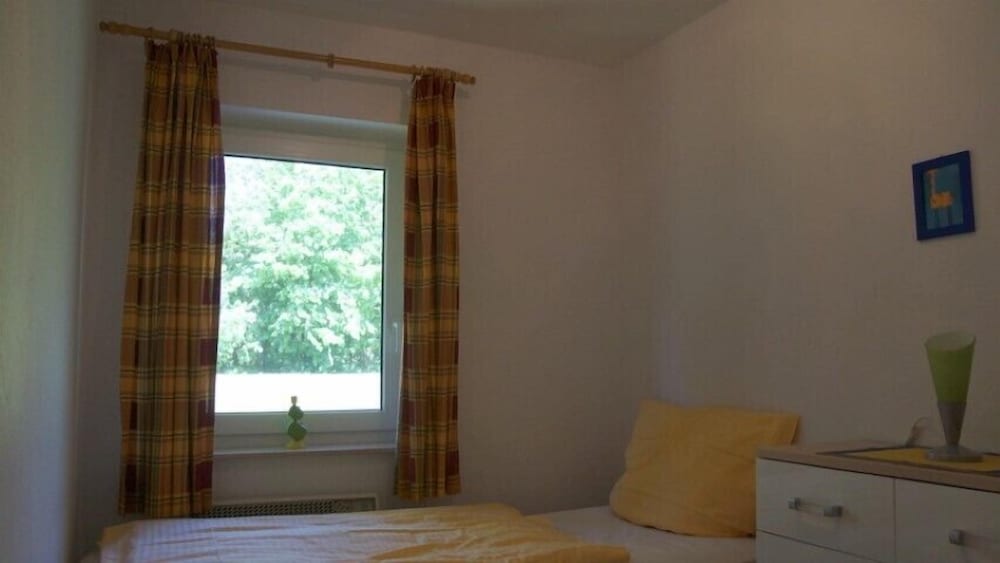 5 Personen Ferienhaus Mit Kaminofen In Erster Reihe Hinterm Deich In Otterndorf - Otterndorf