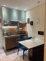 Estúdio superluxo | Cozinha privada | Chaleira elétrica