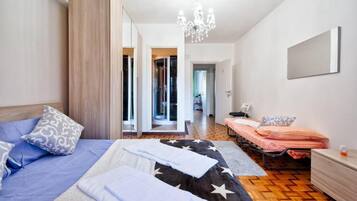 Quarto Deluxe | 1 quarto, Wi-fi grátis, roupa de cama fornecida