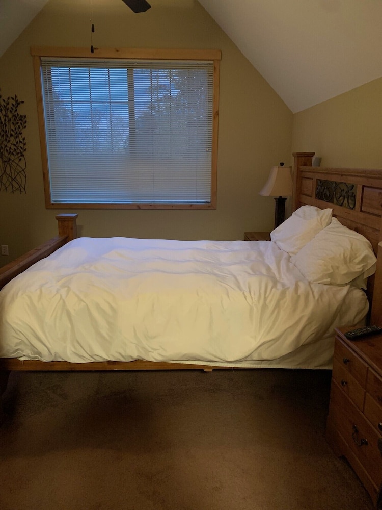 Beautiful Gull Lake Condo At Causeway On Gull #150! - Nisswa, MN
