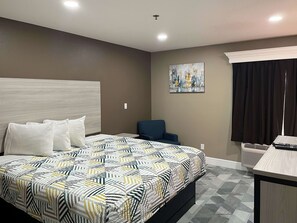 Secretária, Wi-fi grátis, roupa de cama fornecida 