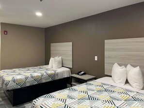 Secretária, Wi-fi grátis, roupa de cama fornecida 