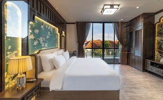 Quarto Duplo Deluxe | Lençóis italianos Frette, roupa de alta qualidade, edredões de penas