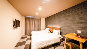 Quarto duplo básico | Escrivaninha, espaço de trabalho para notebook, quartos à prova de som