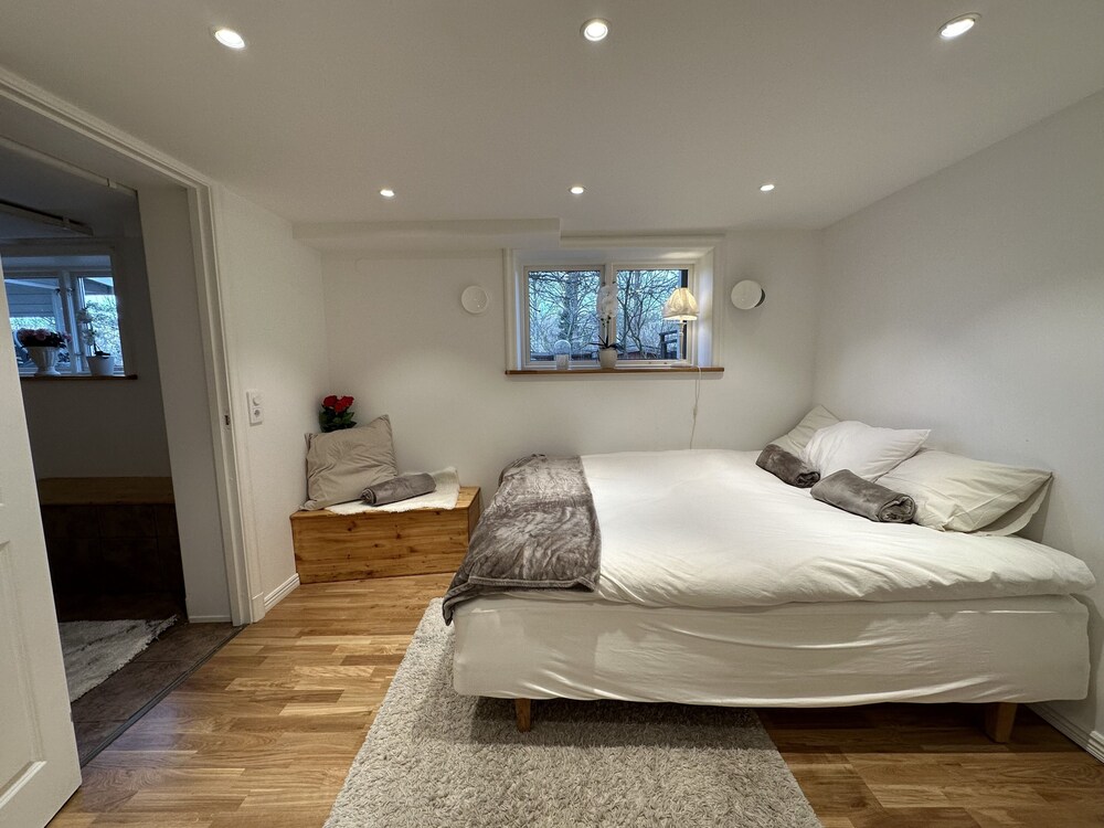 Petfriendly part of a house with a garden - Sundbyberg | Vrbo